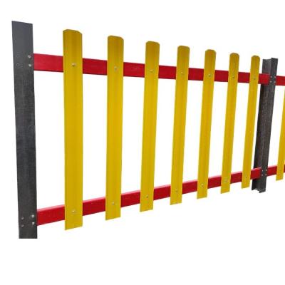 China Weather Resistance FRP Fencing Fiberglass Shaped Profiles For Farms Gardens Picket Fence for sale