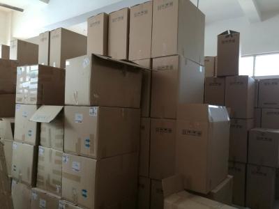 Cina Prestazione di costo di sostegno 0995042118 del refrigeratore della CLASSE del benz W205 C di Mercedes alta in vendita