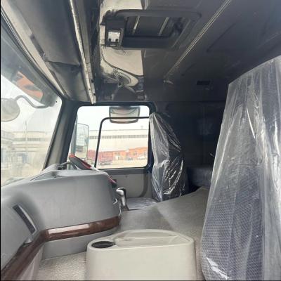 Cina 6X4 Sino Sinotruck Dump Tipper Truck Spedizione di deposito con capacità 31-40T in vendita