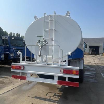 Cina Spazzacamere ad alta pressione Camione con serbatoio d'acqua per i viaggi Relè di SINOTRUK howo 6x4 in vendita