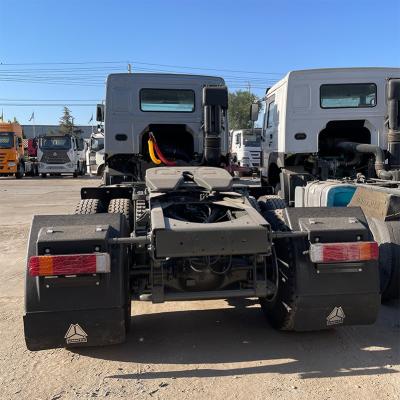 China Customized Howo Mobile Store/Flat Bed Truck Chassis with 2/3/4 Axle Steel for sale