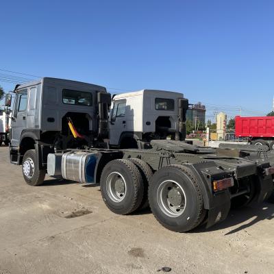 China Chinese Howo Sinotruck Tractor Head Truck voor klanten Optioneel en Semi-trailer Te koop