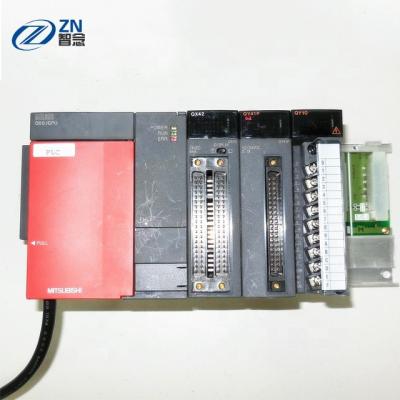 Cina NUOVO regolatore Q61P Q06HCPU QJ71LP21-25 QJ61BT11N QJ71C24N-R2 QD75MH4 del plc di MITSUBISHI in vendita