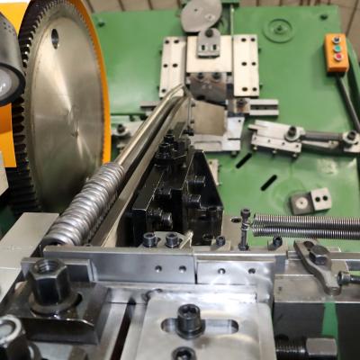 China User-Friendly Eye Bolt Machine: Easy Setup, Novice-Ready for sale