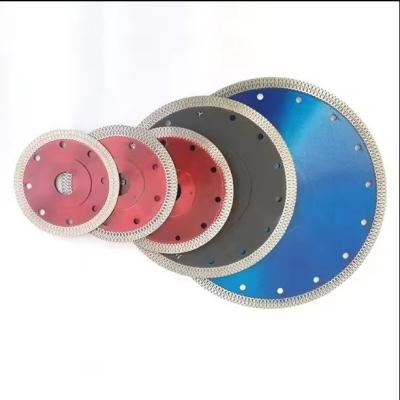 Cina 1.8/2/2.2/2.4mm Diamond Saw Blade For Continuous High Temperature Cutting in vendita