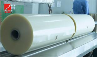 China Goedkwaliteit 0.2mm 0.3mm 0.5mm Natuurlijk geel slijtage laag Fabrikanten voor steen plactische composietvloeren Te koop