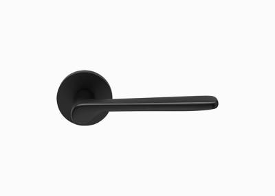 Cina maniglie di porta interna moderne d'ottone 64mm delle maniglie di porta di 139mm per hardware domestico in vendita