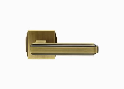Cina Maniglie di porta francese moderne 72mm d'ottone resistenti all'uso delle maniglie di porta 137mm in vendita