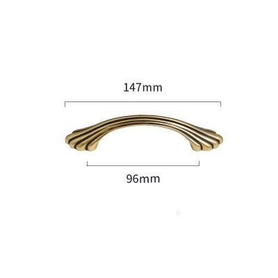 Cina porta d'ottone antica d'annata 30*147mm di tiranti di 28*35mm in vendita