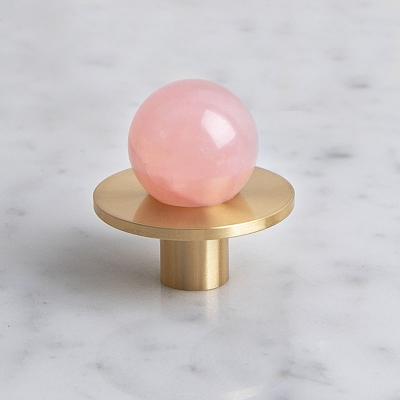 Cina manopole di porta esteriore d'ottone solide del Governo di 32*32mm delle maniglie d'ottone rotonde di tirata in vendita