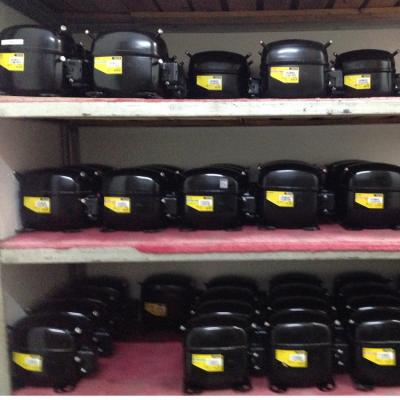 Cina SC21CL 104L2322 Prodotto in Cina 220-240V 50HZ R404A compressori frigorifero compressore 1HP in vendita
