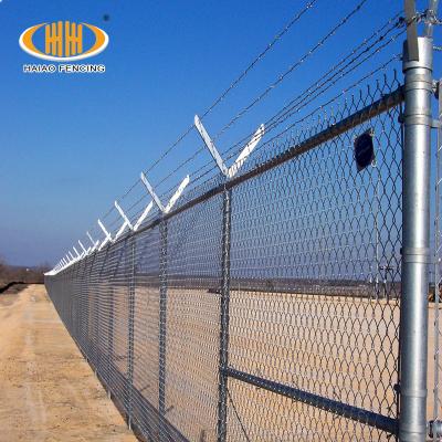 China Decorative Galvanized 6 Foot Chain Link Farm Fence for sale