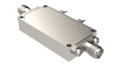 Cina 0.5 - 18 GHz Amplificatore a banda larga a basso rumore P1dB 10 dBm Amplificatore di potenza RF LNA bilanciato in vendita