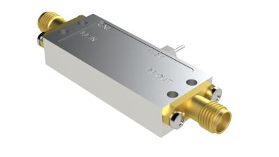 Cina 120 mA LNA a banda larga 0,5-1 GHz P1dB 10 dBm RF Amplificatore di rumore molto basso in vendita