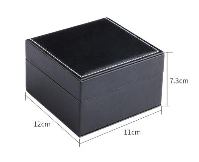 Cina Scatole per orologi in pelle nera Scatole regalo in cartone rigido 120x110x73mm Logo personalizzato in vendita