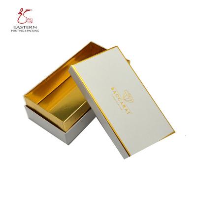 Cina Imballaggio cosmetico del cartone di qualità superiore, scatole d'imballaggio di Skincare con il bordo della stagnola di oro in vendita