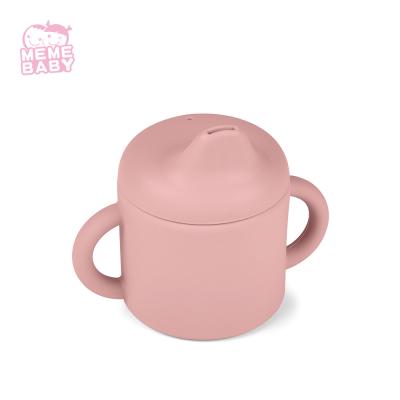 中国 シリコーンの赤ん坊のコップのDrinkware Ecoの北欧のわら水Sippyの再使用可能なコップ 販売のため