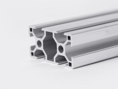 Cina scanalatura di alluminio di fabbricazione T dell'OEM di 2020 3030 4040 4545 4080 4590 5050 profili di alluminio industriali in vendita