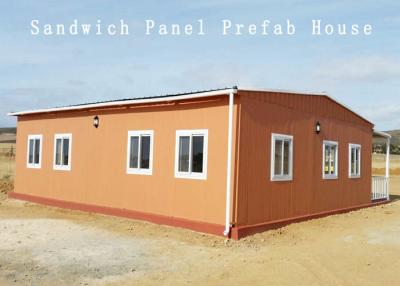 China 70-80 M2 White Wall Panels Prefabricated Container House Apartment Dormitory for sale