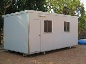 China Beautiful Prefab Movable Ready Made Container House Steel Structure In White Color for sale