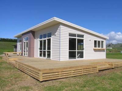 China Prefab Modular Garden Mini Mobile Homes Steel Frame And Sandwich Panel for sale