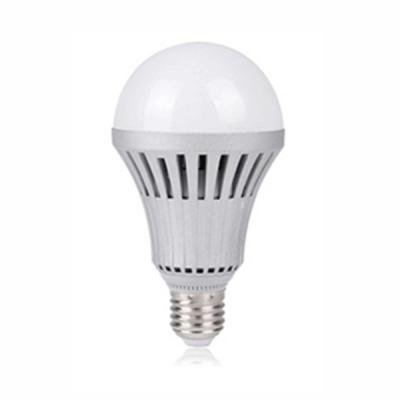 China High Brightness White 16W 5630 SMD LED Bulb Light for sale