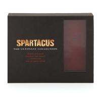China Custom Luxury Cardboard Magnetic Closure Gift Boxes With Window for sale
