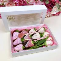 China Custom Printed Chocolate Strawberry Packaging Boxes For Strawberries Chocolate for sale