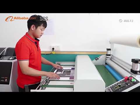 Copertina di carta su misura