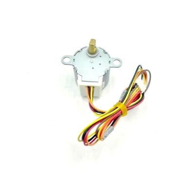 中国 5V減速ステップモーター ギア付き減速器 4相ステップモーター 24mm デスク扇風機用の低騒音 販売のため