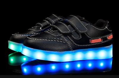 China Fashion design Children's LED Shoes MOQ 600 Pairs for sale