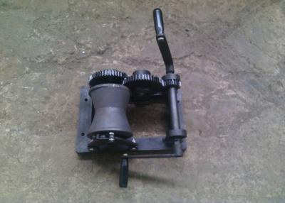China Portable Manual Hand Wire Rope Winch /  Mini Hand Winch For Power Construction for sale