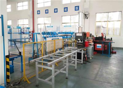 China Máquina de fabricación de Busduct del acuerdo hidráulico del aumentador de presión del gas en venta