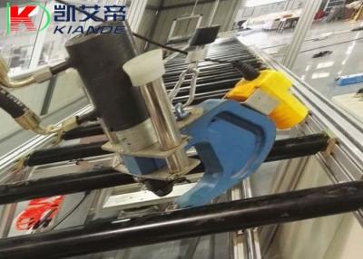 Cina La recinzione idraulica della sbarra collettrice del fermo che rivetta l'attrezzatura ha personalizzato in vendita