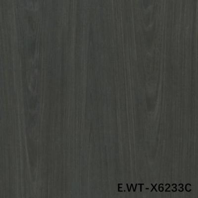 China Finca de madera de alta calidad de ingeniería de nuez europea E.WT-X6233C Crown Cut Marrón oscuro 2850mm Tamaño alargado para papel de pared en venta