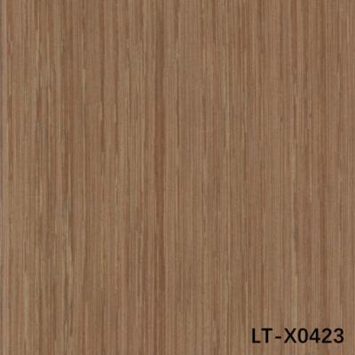 China Veneer de madera de alta gama LATI LT-X0423 marrón recto 0,15-0,55 mm para paneles de lujo para decoración de interiores en venta