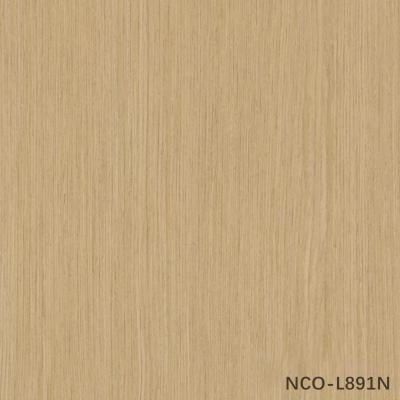 China Novo design de folha de revestimento de madeira de carvalho chinês projetada NCO-L891N/L268N 0,3 mm revestido para o rosto do gabinete à venda