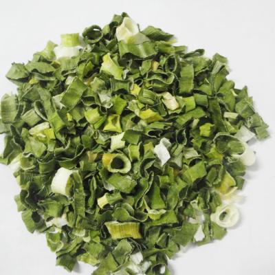 China Dehydrated Vegetables Green Color Air Dried Chives Flakes 3x3mm for sale