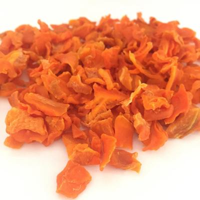 Cina Spuntini salutari Flakes di carota secca tagliati a croce carichi di vitamina C in vendita