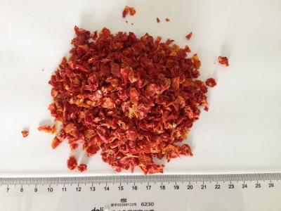 중국 새로운 작물 공기에 의하여 말린 토마토는 크기 7% 습기를 가진 9x9mm 얇은 조각이 됩니다 판매용