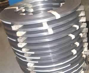 Chine 3Gr13, 50# 0,1 - 2.0mm 10 - 350mm a laminé à froid la bande en acier trempé pour des outils, voiture à vendre