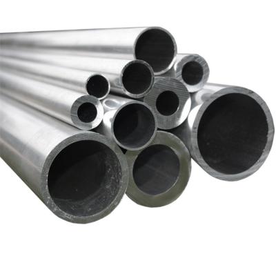 China 8 duim 3 Duim 2,5 Duim van de het Aluminiumpijp van 1 Duimbendable de Legeringenzilver Zwarte 150Mm 6063 de Irrigatie van T5 T6 Te koop