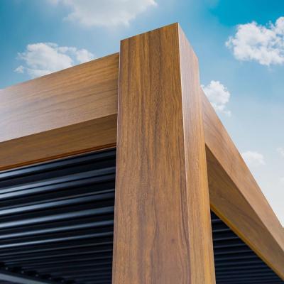 Cina Terrazzo in alluminio moderno tetto a baldacchino lucchetti di legno a prova di marciume pergola rivestita in vendita