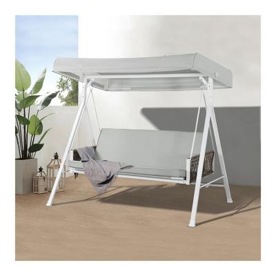 China Silla de balanceo al aire libre con techo ajustable AJUNION 3 plazas cama de balanceo y marco de acero en venta