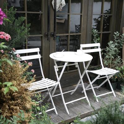 China Traditionele charme hedendaagse functie opvouwbare tafel en stoel voor binnenplaats Te koop
