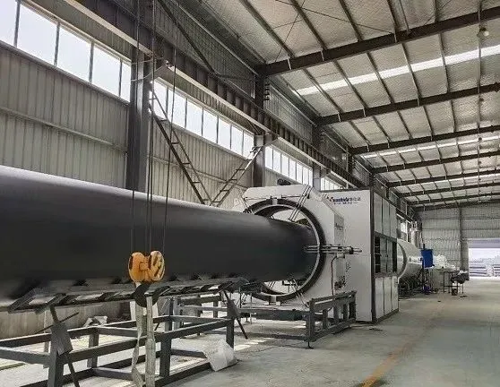 Automatic Vacuum Sizing Pre-Insulated Pipe HDPE Jacket Production System