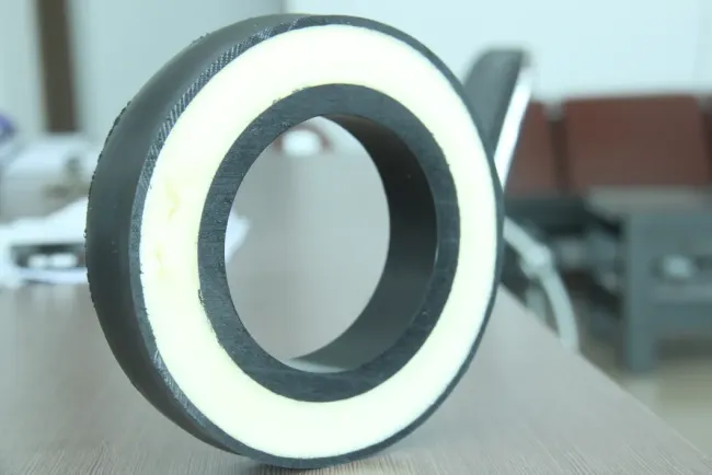 Continuous PU Foaming Pert Flexible Insulation Pipe Equipment for Heating Pipeline