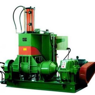 中国 ゴムとプラスチックフォーム断熱パイプ生産ライン、スポンジチューブ押出機付き 販売のため