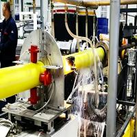 China Continuous One-Step Flexible PERT PPR HDPE Insulation Pipe Line for District Heating for sale
