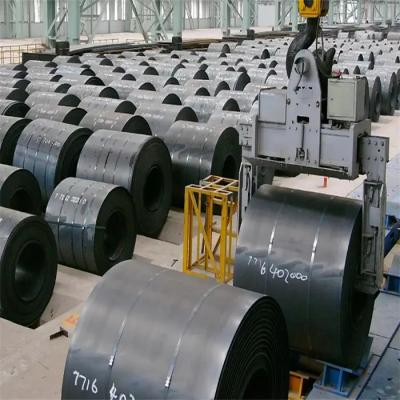 Cina Prezzo di fabbrica di bobine di acciaio al carbonio laminate a caldo bobine di lamiera di acciaio mite 1000-2500mm in vendita